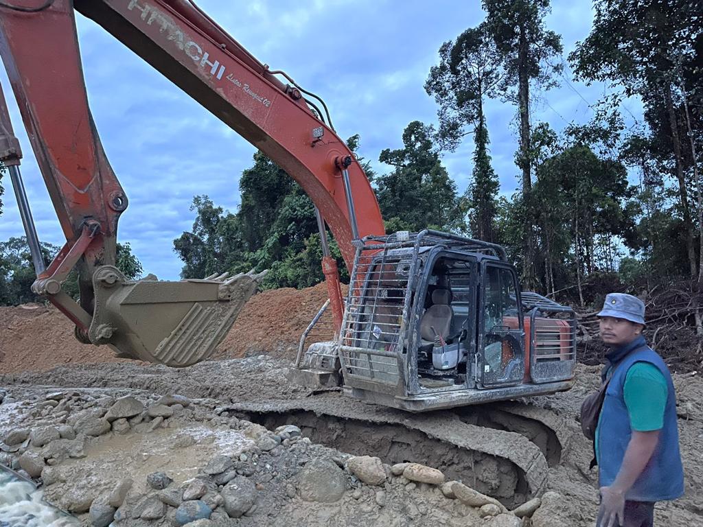 Gerebek Tambang Emas Ilegal di Nagan Raya, Polisi Amankan Empat Pekerja dan Satu Ekskavator