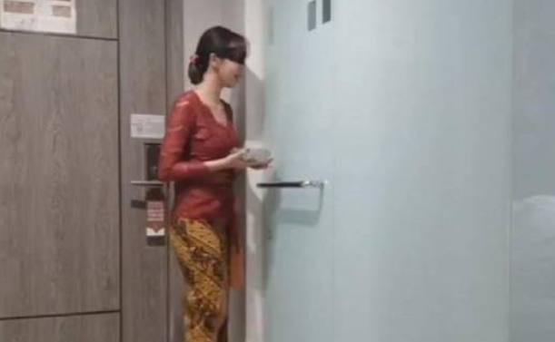 Terungkap! Pemeran Video Threesome Kebaya Merah Mahasiswi asal Bali
