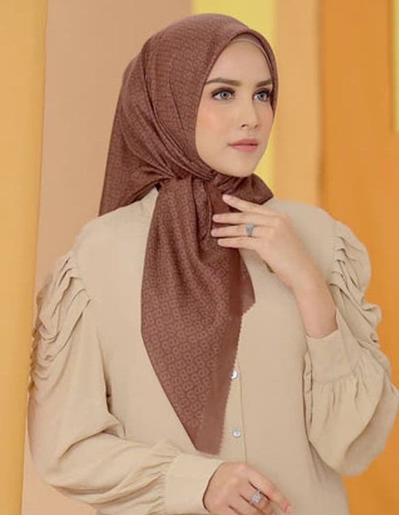 Baju Coksu Cocok Dengan Jilbab Warna Apa? Berikut Inspirasinya