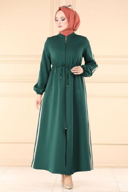 Baju Hijau Botol Cocok dengan Tujuh Warna Jilbab Ini, Bikin Kamu Tampil ...